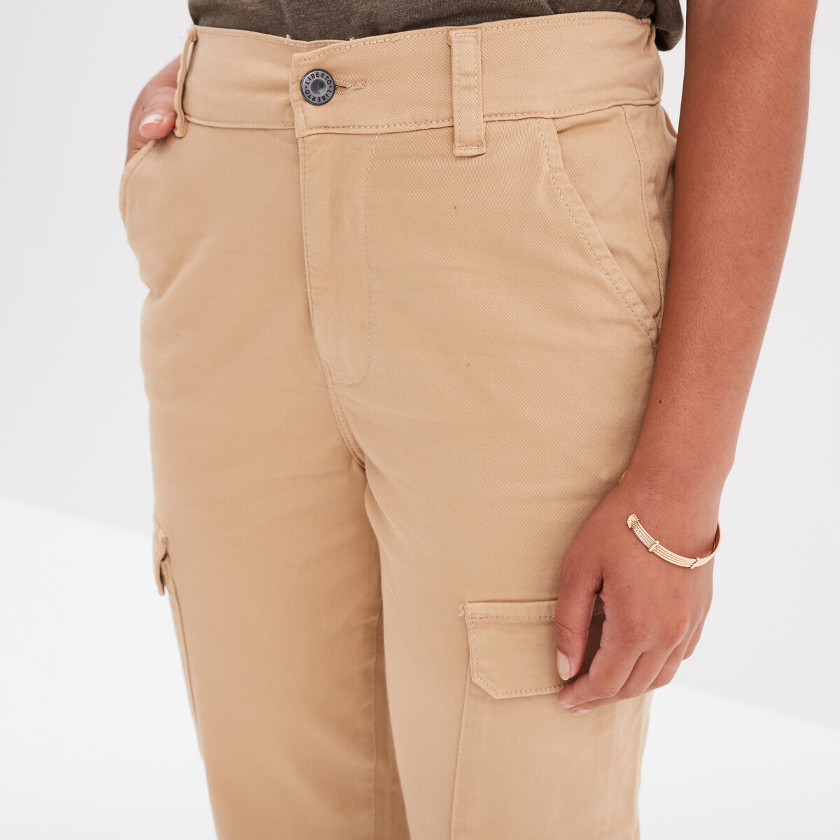 Pantalon cargo taille haute ajustable sable femme | La Halle