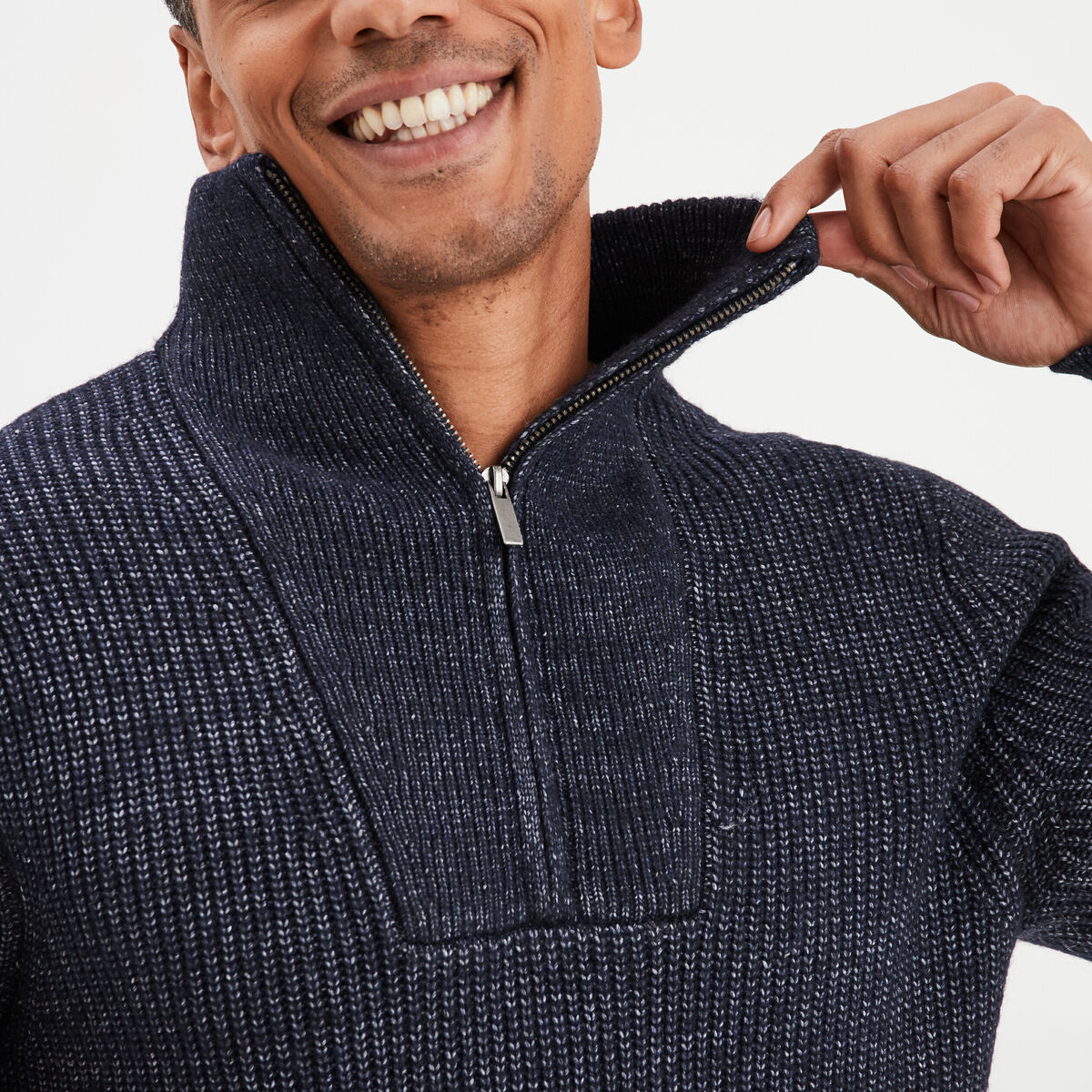 Pull avec col camionneur côtelé bleu foncé homme | La Halle