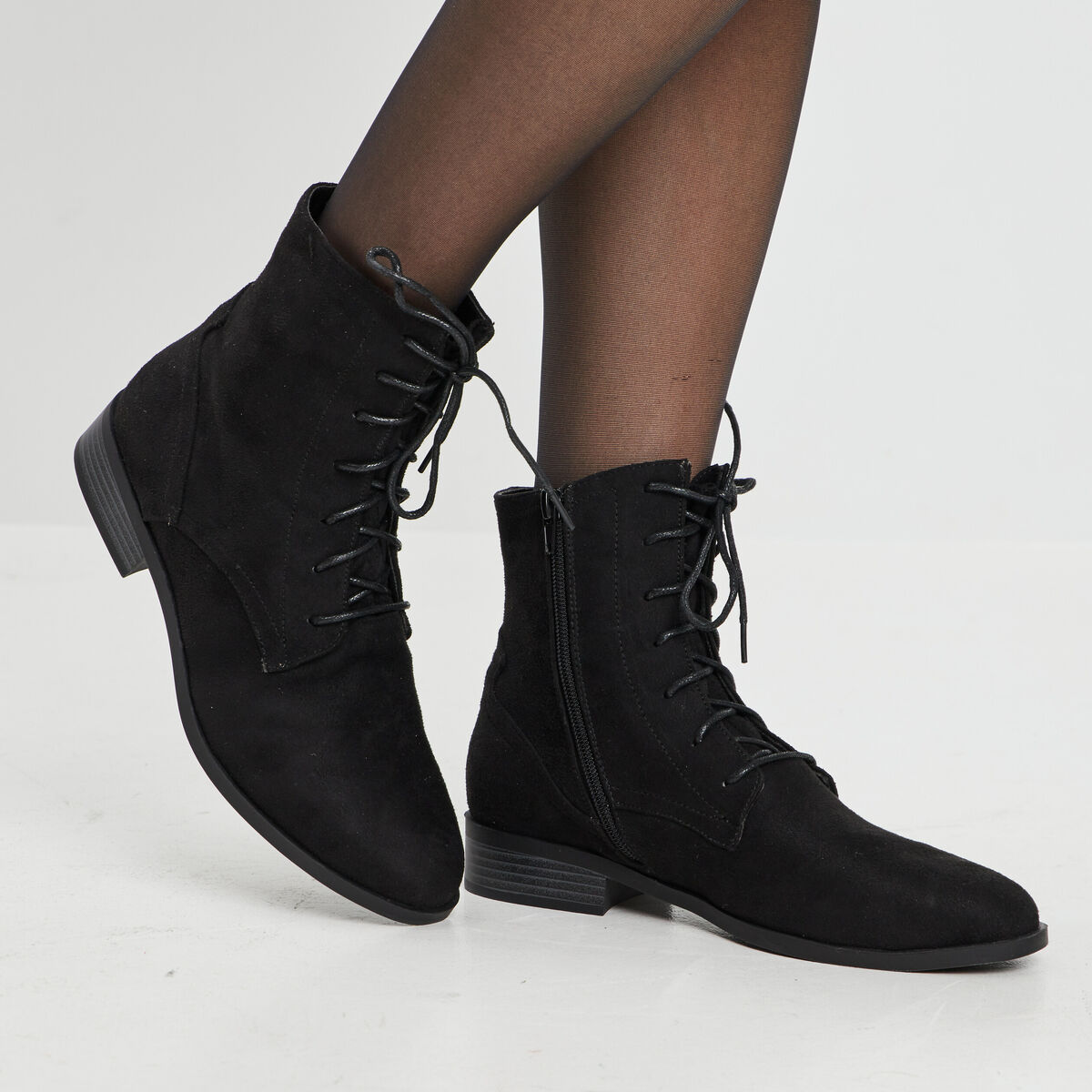 Bottines à lacets noir femme | La Halle