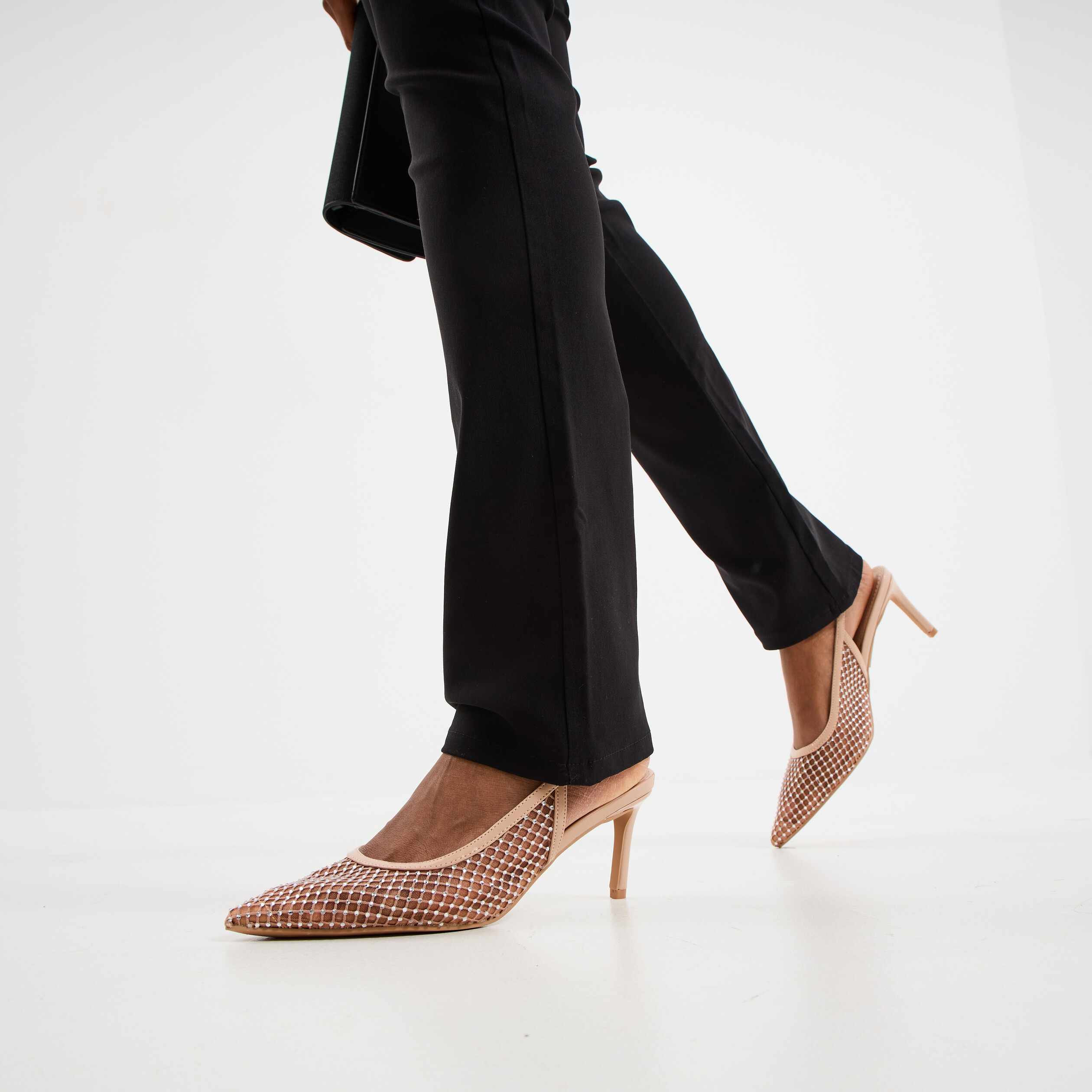 Escarpins à strass bout pointu Mosquitos sable femme | La Halle