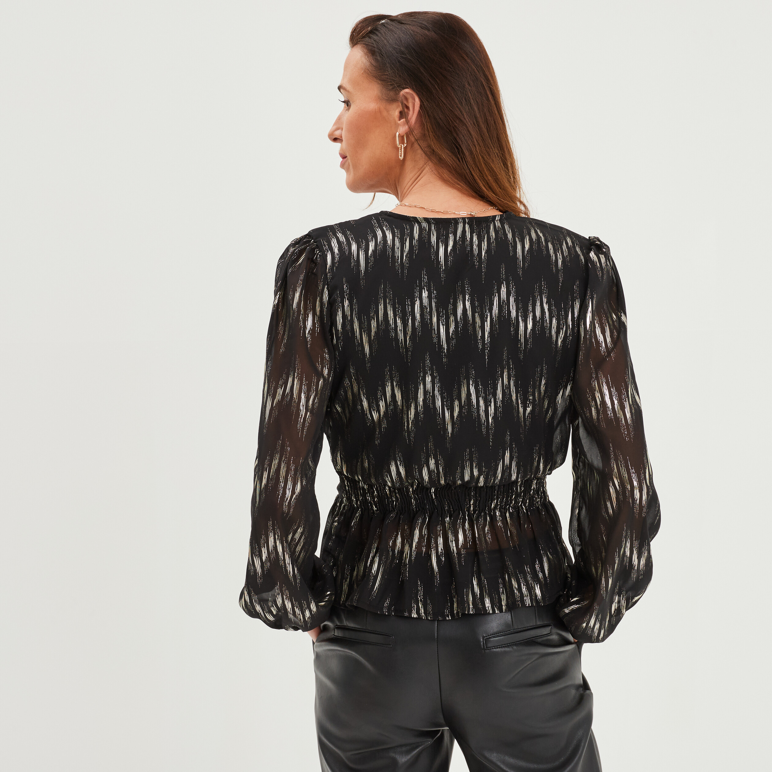 Blouse cintrée col cache-coeur noir femme | La Halle