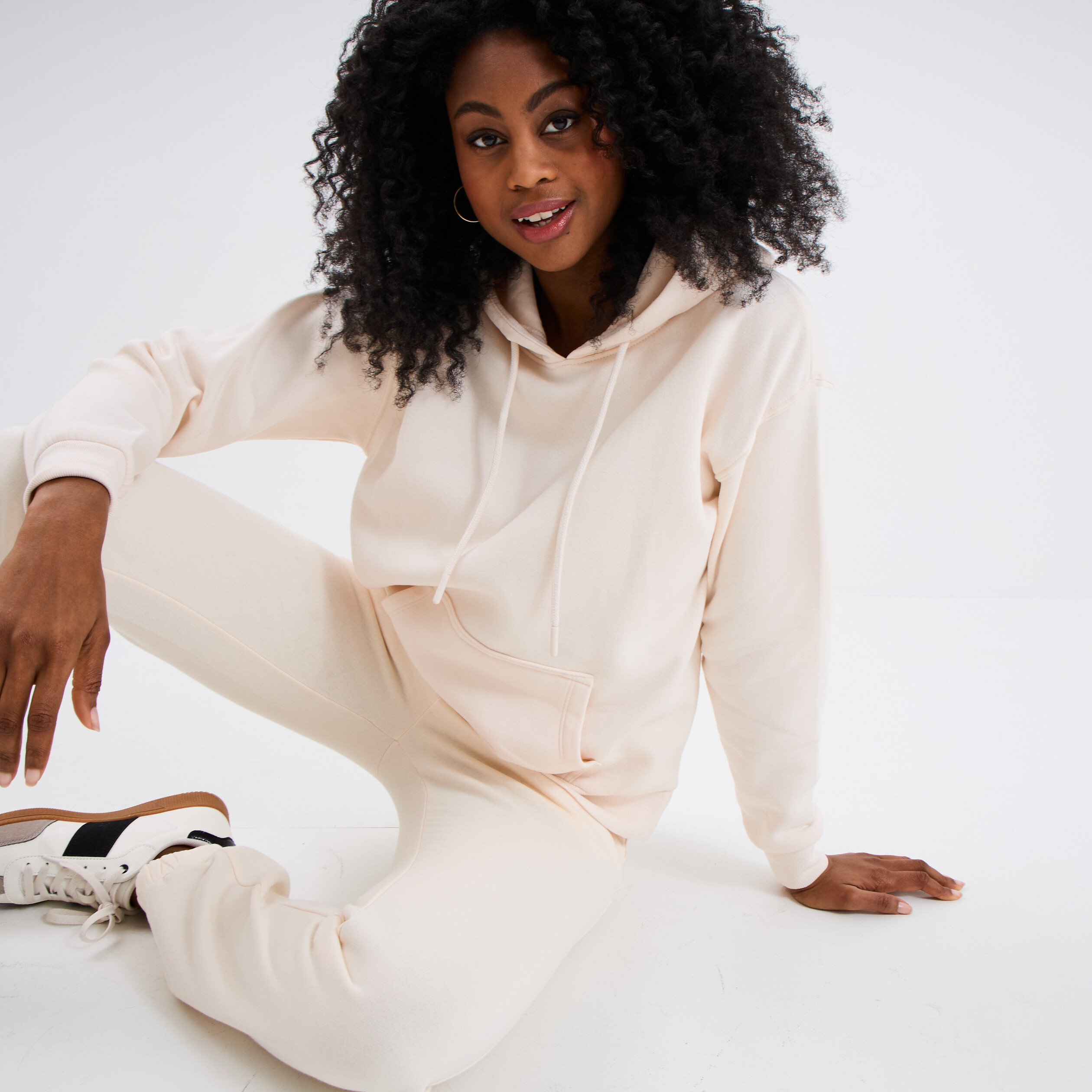 Sweat hoodie molleton à capuche sable femme | La Halle