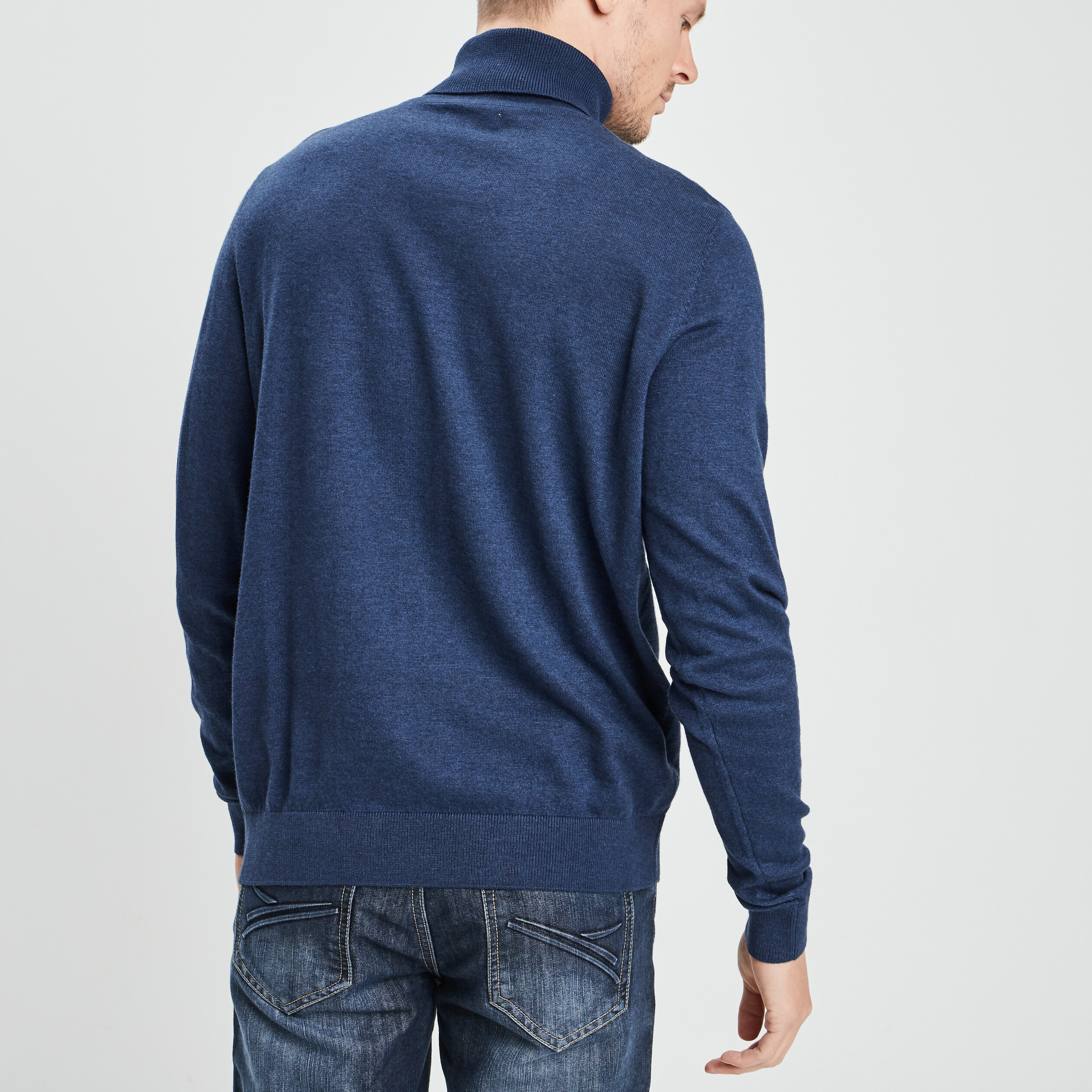 Pull avec col roulé bleu marine homme | La Halle