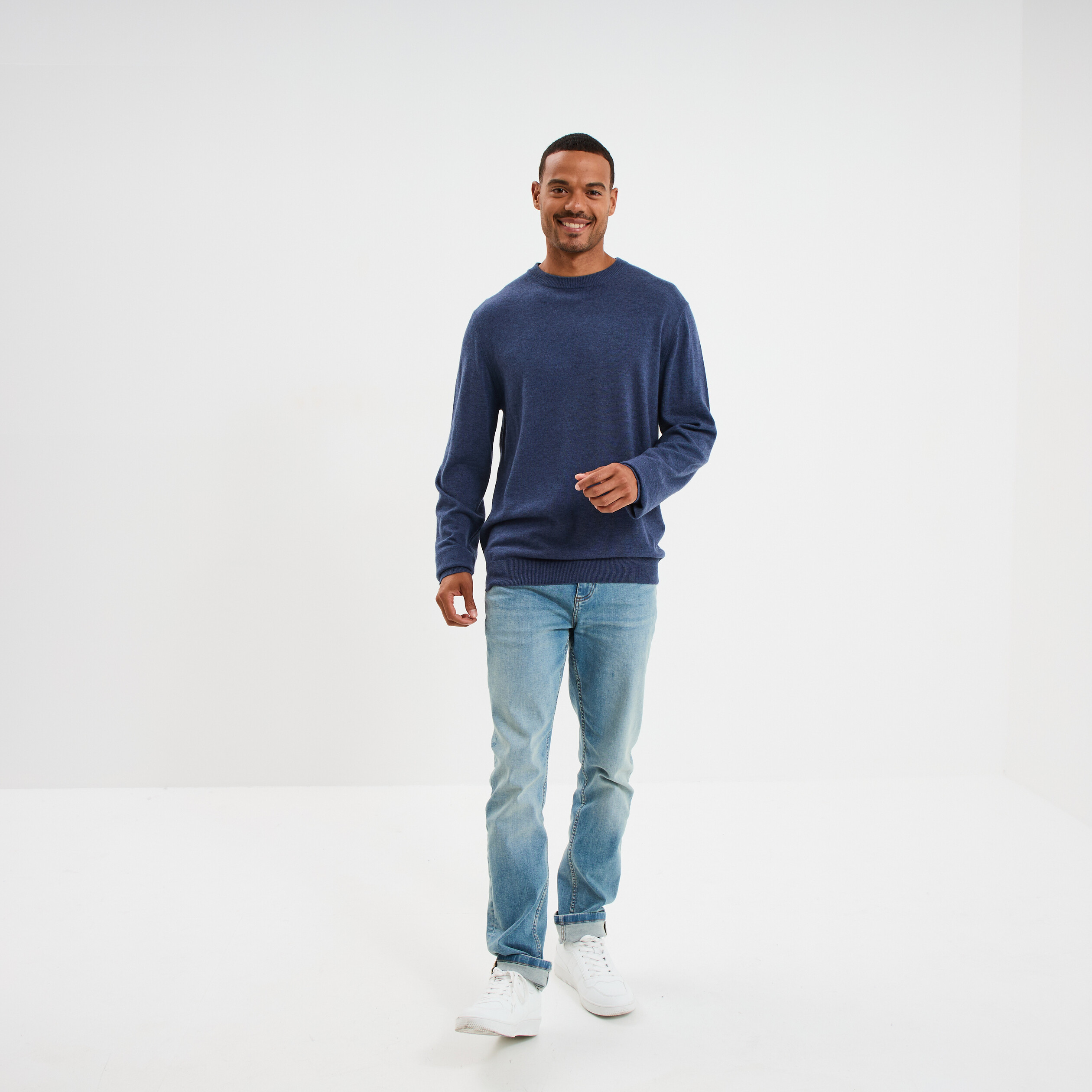 Pull col rond manches longues bleu foncé homme | La Halle