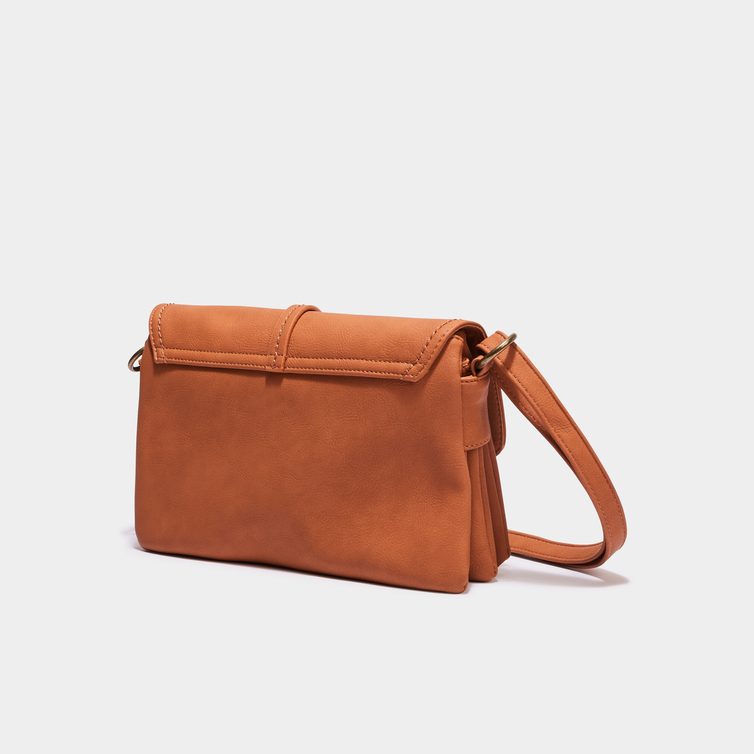 Sac bandoulière à rabat rectangulaire marron clair femme | La Halle