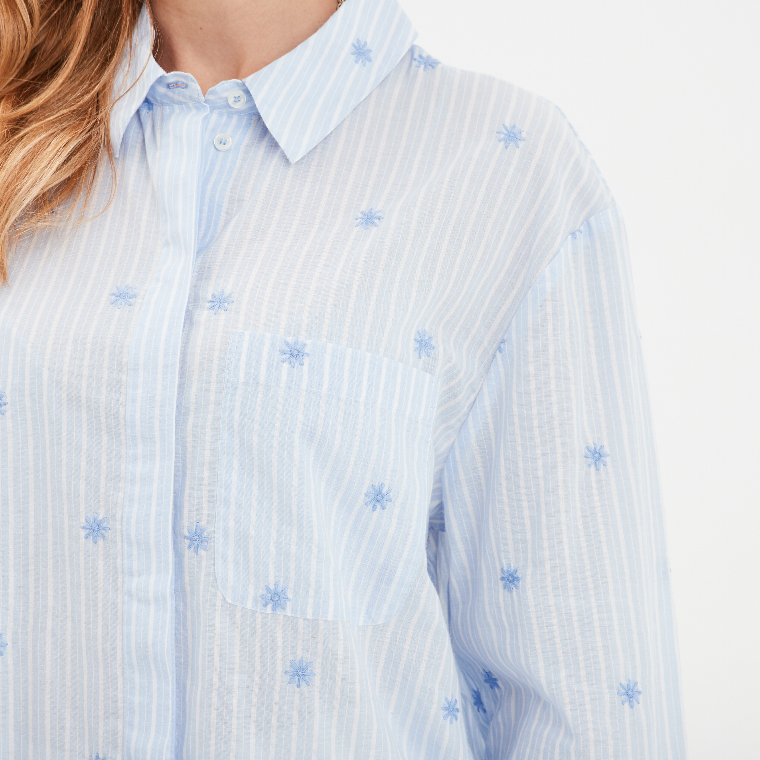 Chemise droite brodée coton bleu clair femme | La Halle