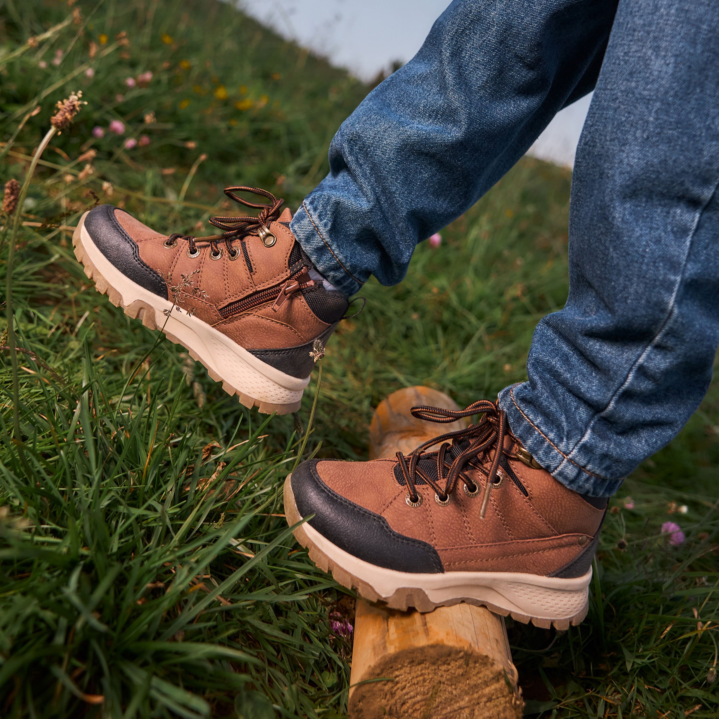 Boots zippées à lacets semelle crantée camel garçon | La Halle