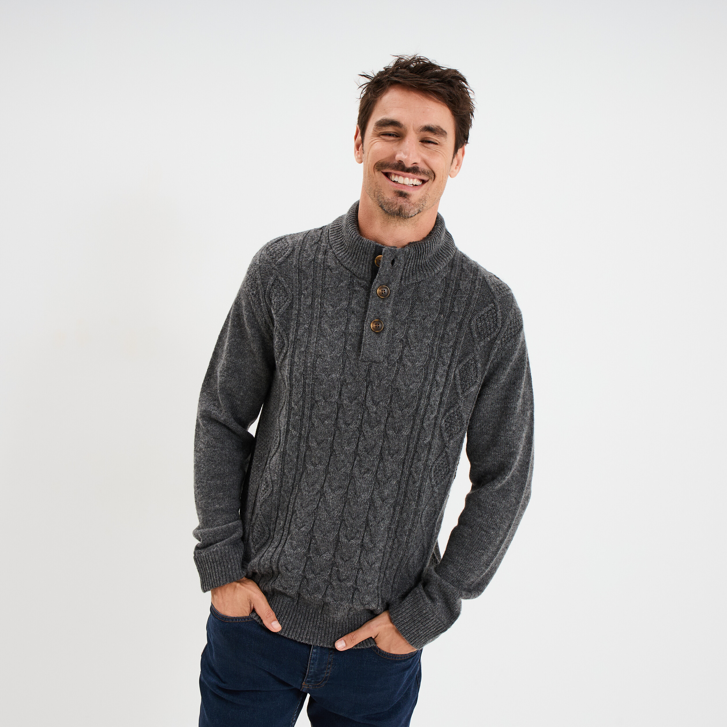 Pull col montant boutonné et torsades gris foncé homme | La Halle